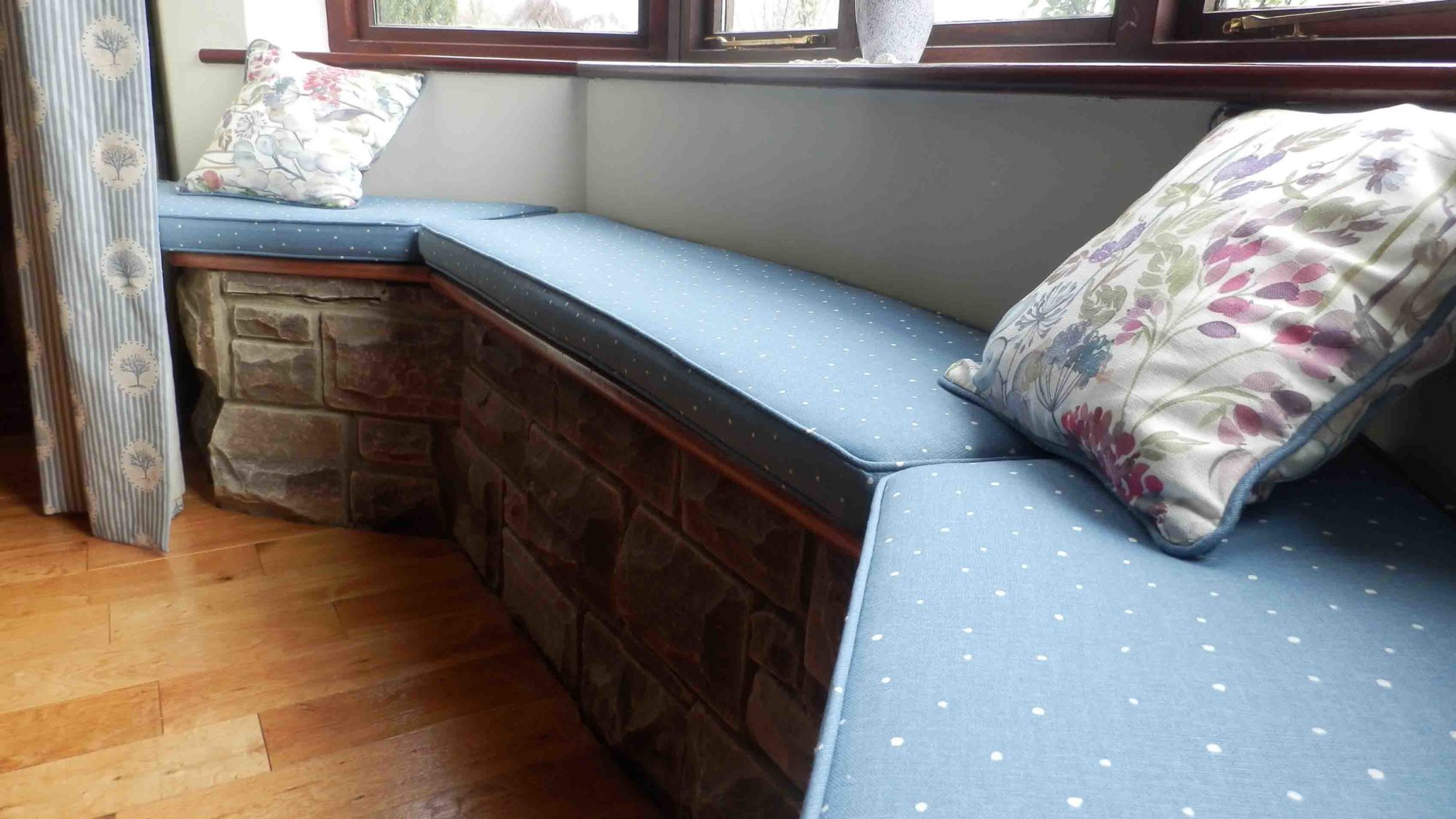 Bench & window seats - Lynnwood Interiors